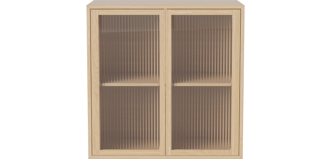 Case 2 x 2 m. 2 glassdører og 2 hyller – 35 cm